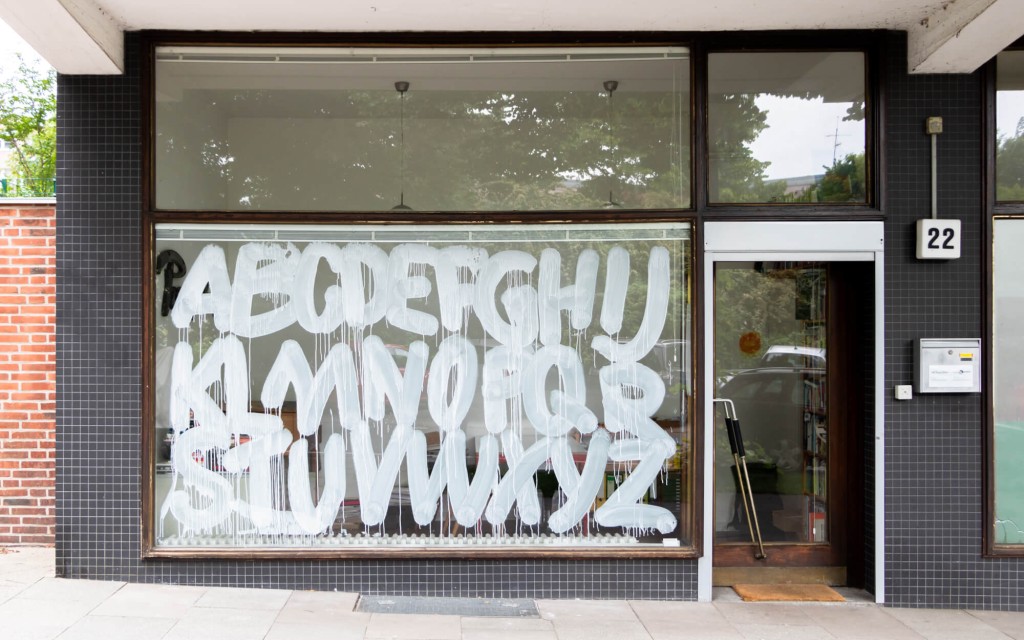 Window Alphabets on Venusberg – All Things Letters