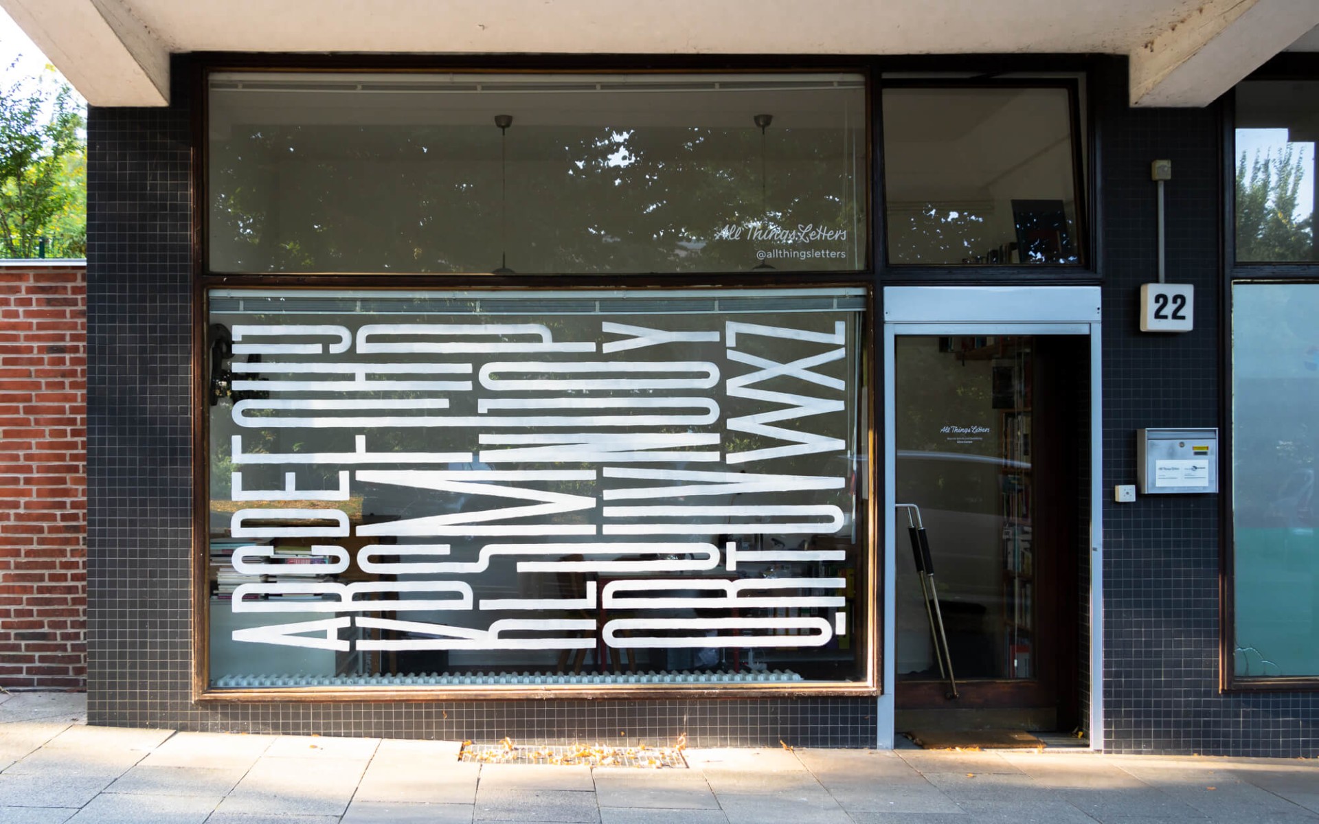 Window Alphabets on Venusberg – All Things Letters